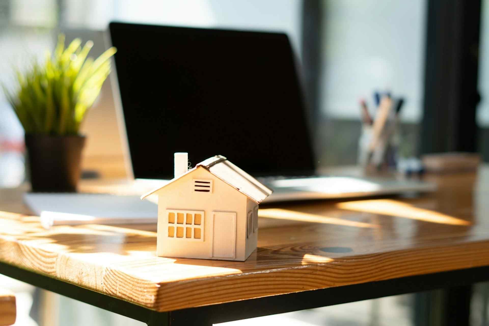 Is the Redfin Commission Split Worth It for Realtors?